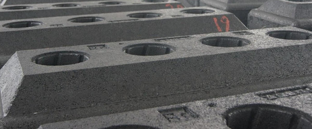 China carbon anode block manufacturer